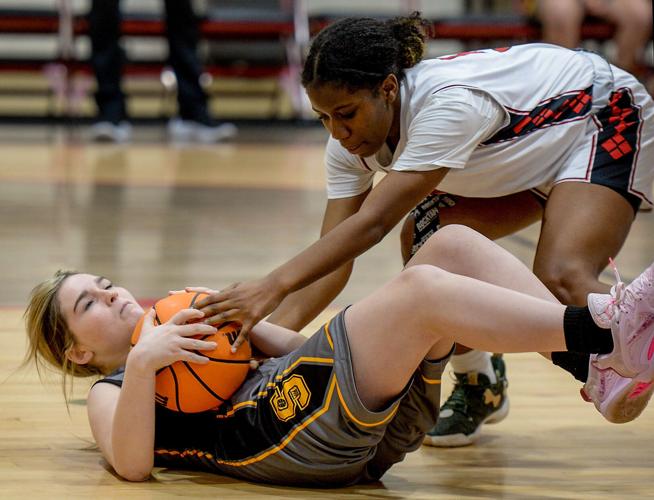PHOTOS: Nitro Wildcats vs. Scott Skyhawks, girls basketball | Galleries ...