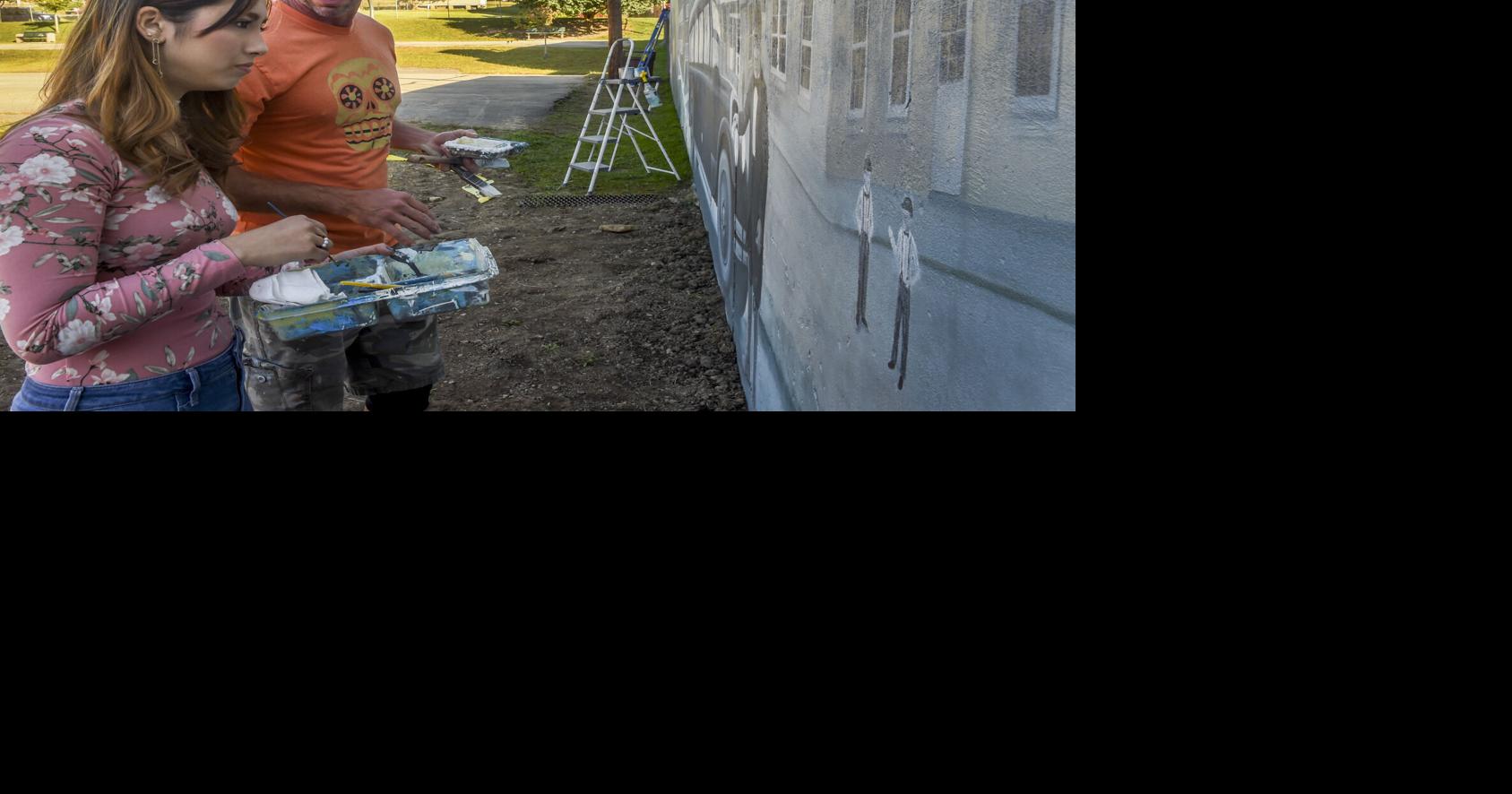 Mural offers glimpses of Gassaway's past, allows artist to reconnect ...