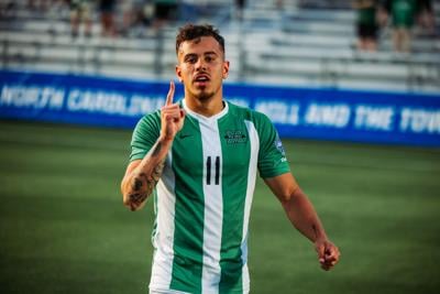 Marshall soccer: Herd's Jamil Roberts glad he delayed pro career ...