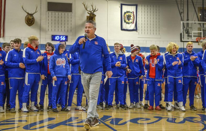 Rooting for the underdogs: Hoover to make historic appearance at state ...