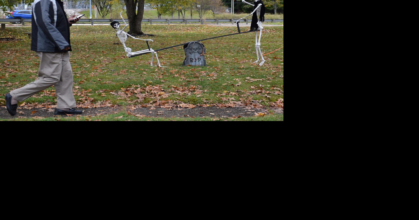 PHOTO: It's a bones day | Kanawha Valley | wvgazettemail.com