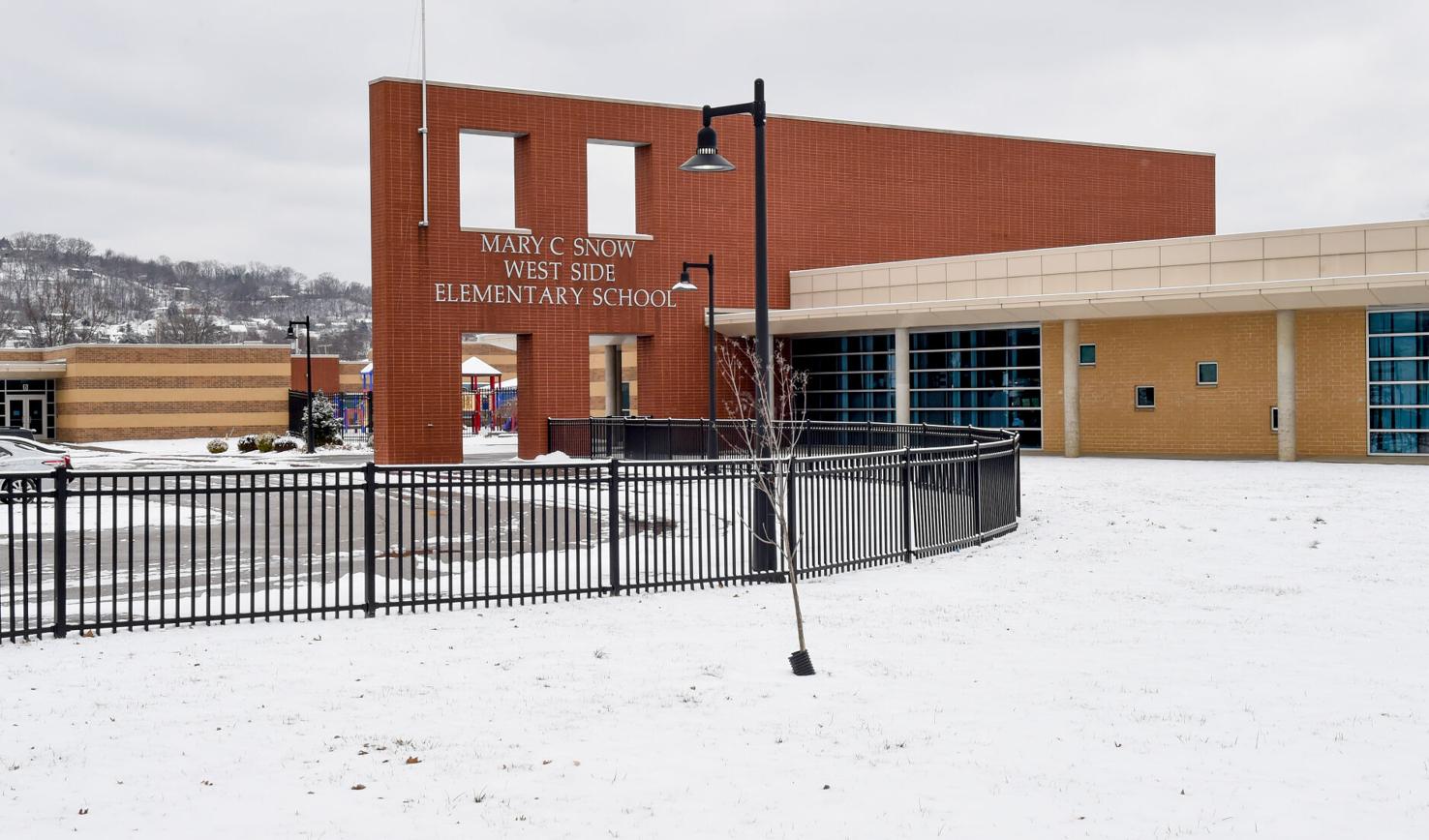 Tom Williams, Kanawha Schools teachers spar on remote work | Education | wvgazettemail.com