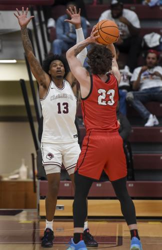 MEC basketball: Colbert leaving mark in final season at UC | Sports ...