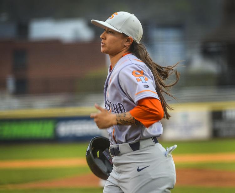 Kelsie Whitmore makes baseball history for Staten Island FerryHawks ...