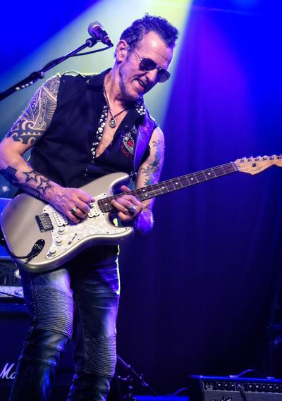 Gary Hoey blues guitarist at Red Carpet Lounge in Charleston | Arts ...