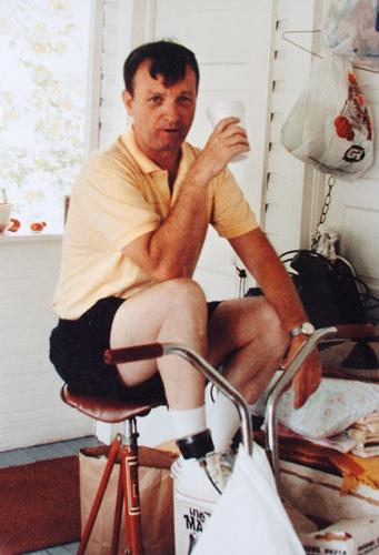 Innerviews: Nitro barber scissors happy for 54 years | Life & Arts ...