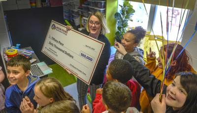 Central Intelligence: Cross Lanes educator leads 4th-grade class to ...