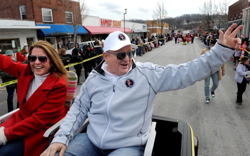 Photos: 2025 South Charleston Christmas parade on D Street | Kanawha ...