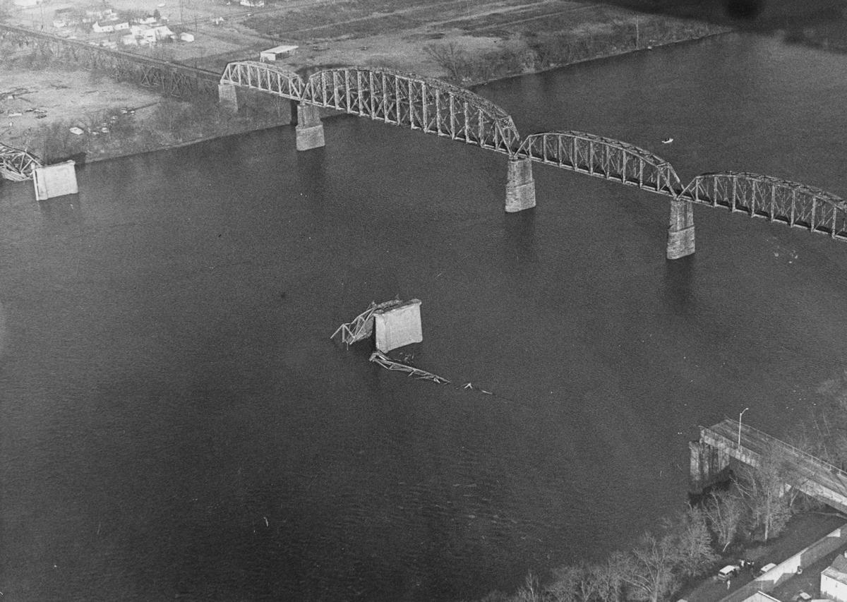 Randy Yohe: On the night of the Silver Bridge collapse... | Op-Ed ...