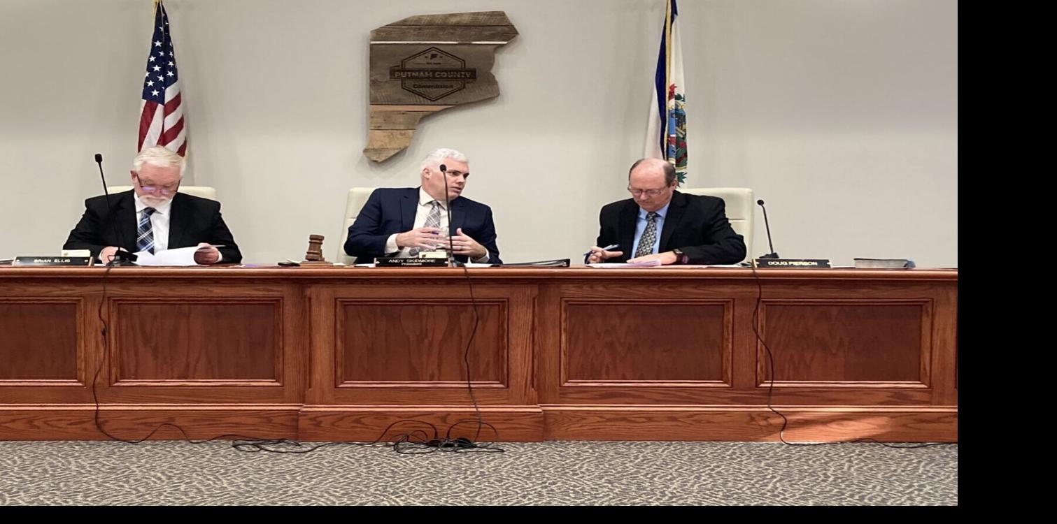 New Putnam County Commissioner sworn in | Putnam County | wvgazettemail.com