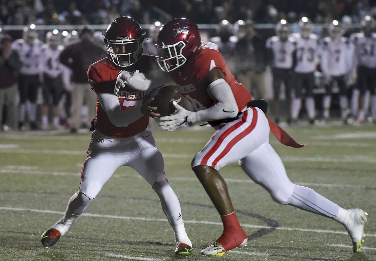 Prep football: Hurricane's Mondrell Dean doing it all in Hurricane's ...