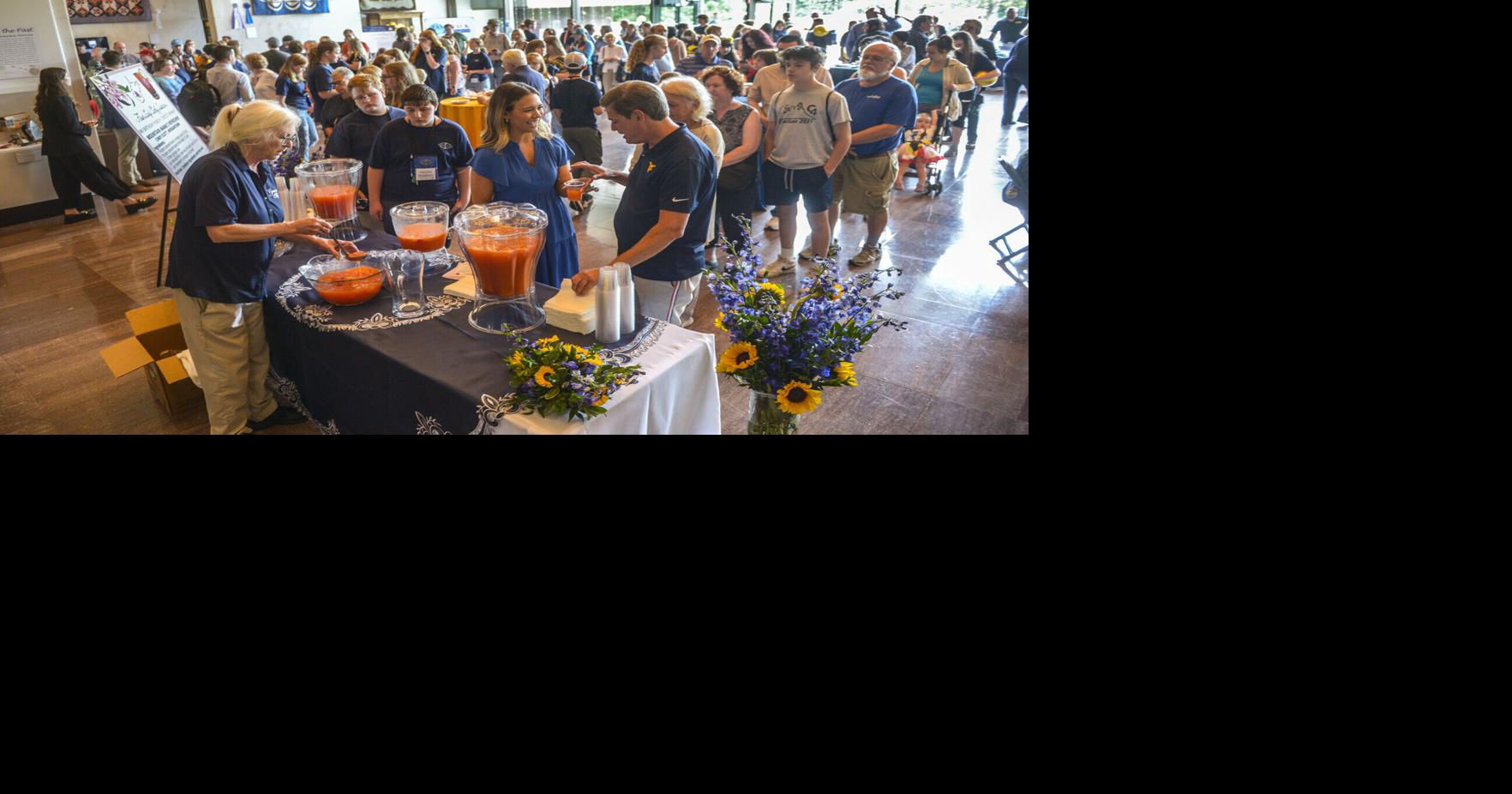 First lady Cathy Justice receives honorary Golden Horseshoe at state's ...