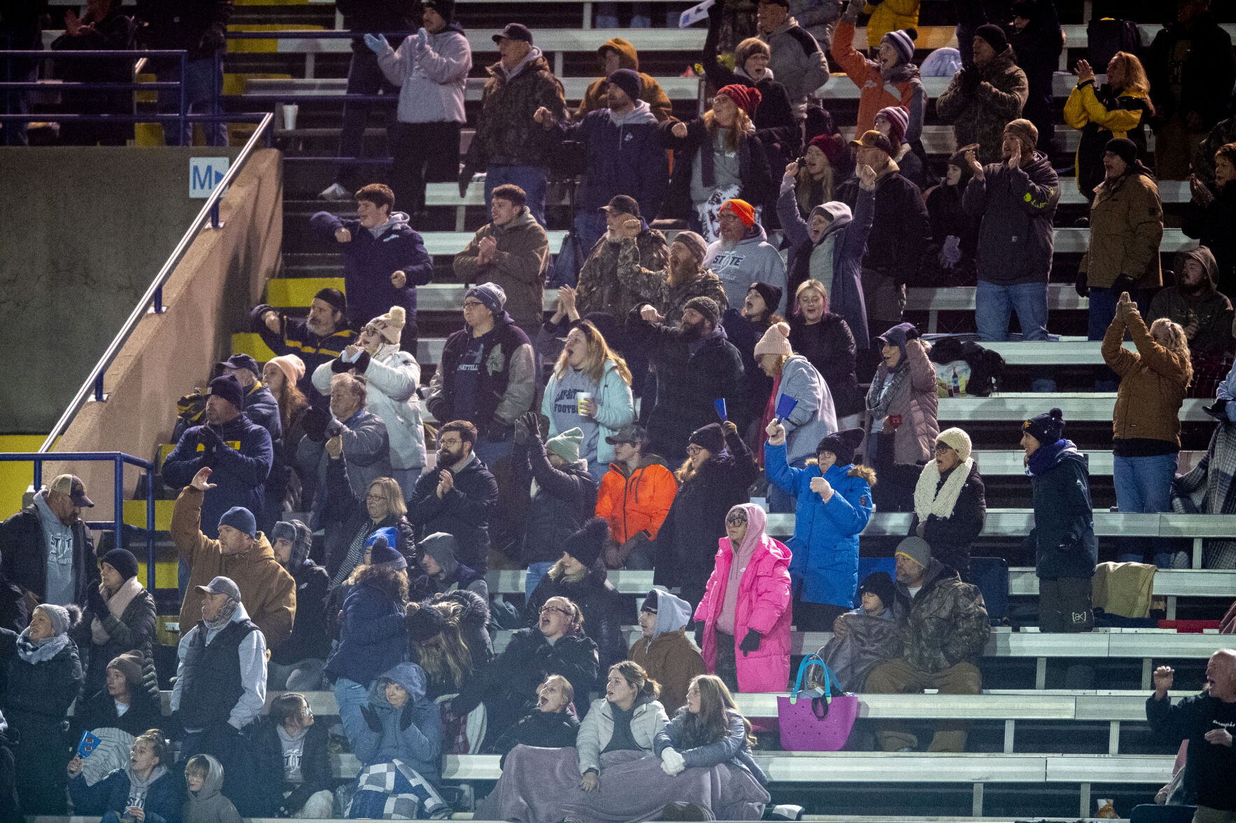 Prep football Class A final: Koroneos pushes Knights away from Cee-Bees ...