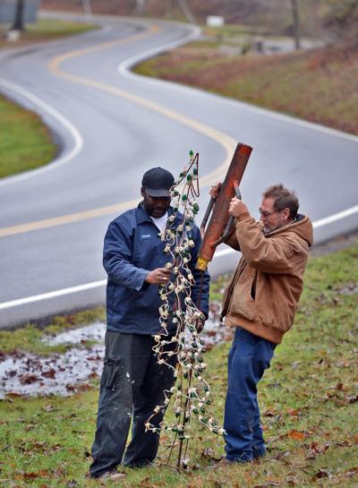 Coonskin Park ready for annual holiday lights show | Life & Arts ...