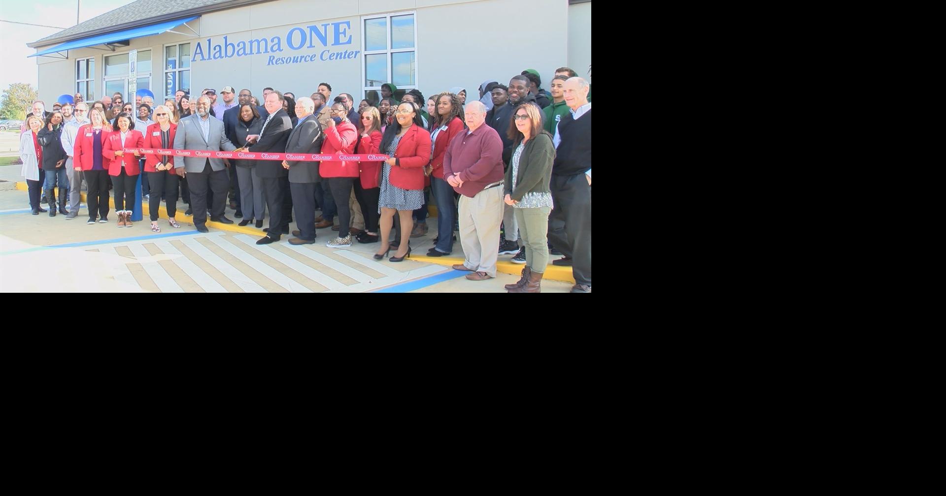 Alberta area celebrates credit union branch opening | Archives | wvua23.com