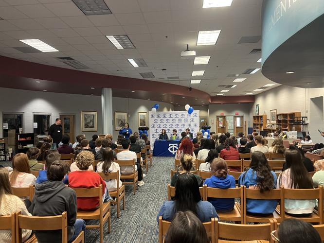 Caleb Rogers signing marks a first for Tuscaloosa County High School ...