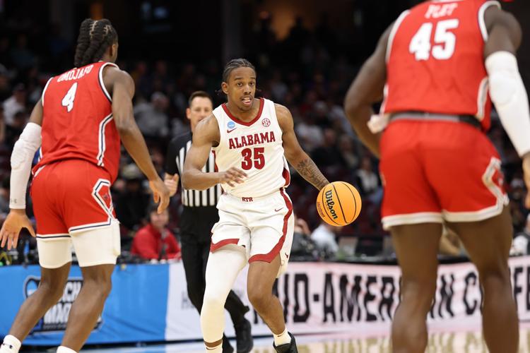 Former Alabama basketball player announces transfer destination ...
