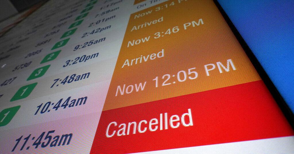 Air travel across US thrown into chaos after computer outage | Regional ...