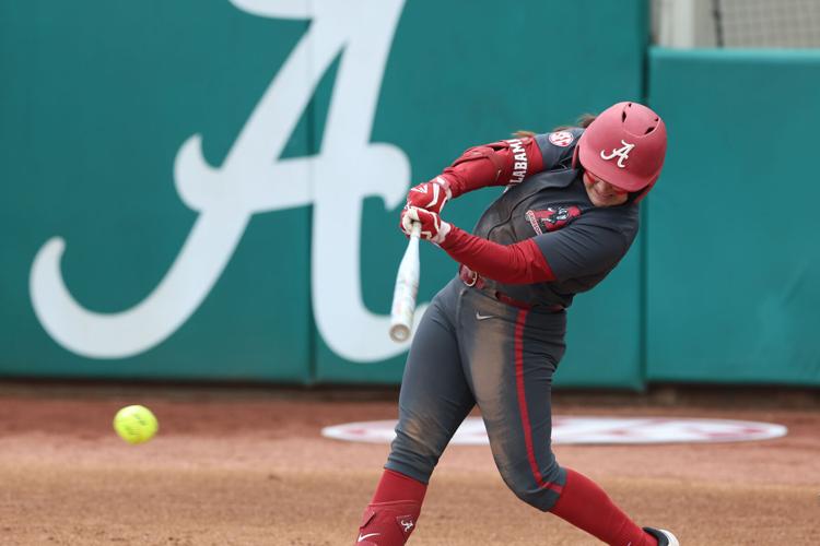 Alabama offense gets to work early in win over Drake | Sports | wvua23.com