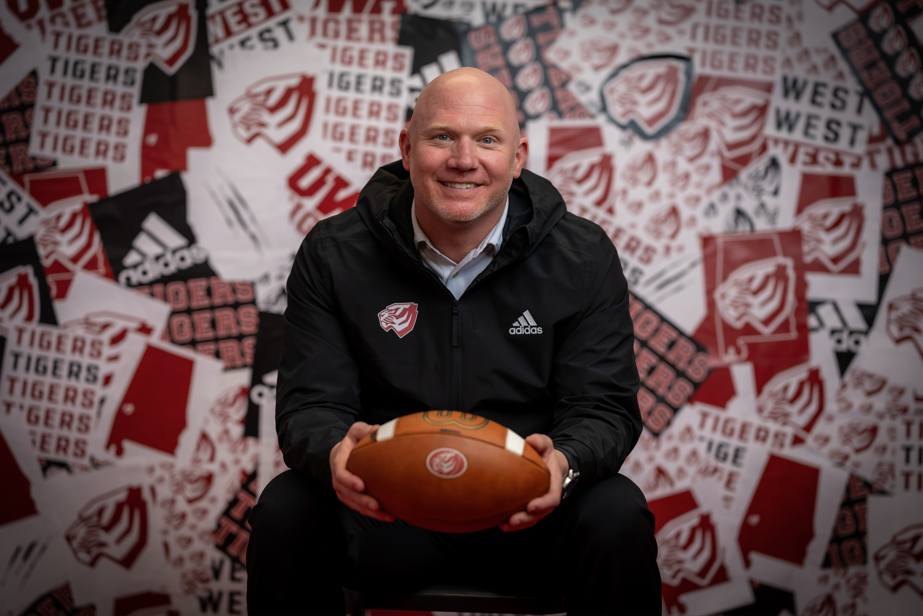 UWA football hires former Alabama assistant Scott Cochran as head coach ...