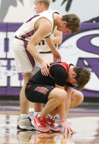 p02-28-24SUTbbDundy3.jpg | | hastingstribune.com