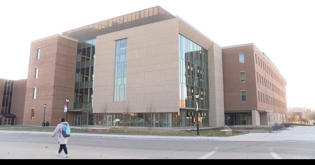 UW-La Crosse’s new Prairie Springs Science Center formally dedicated ...