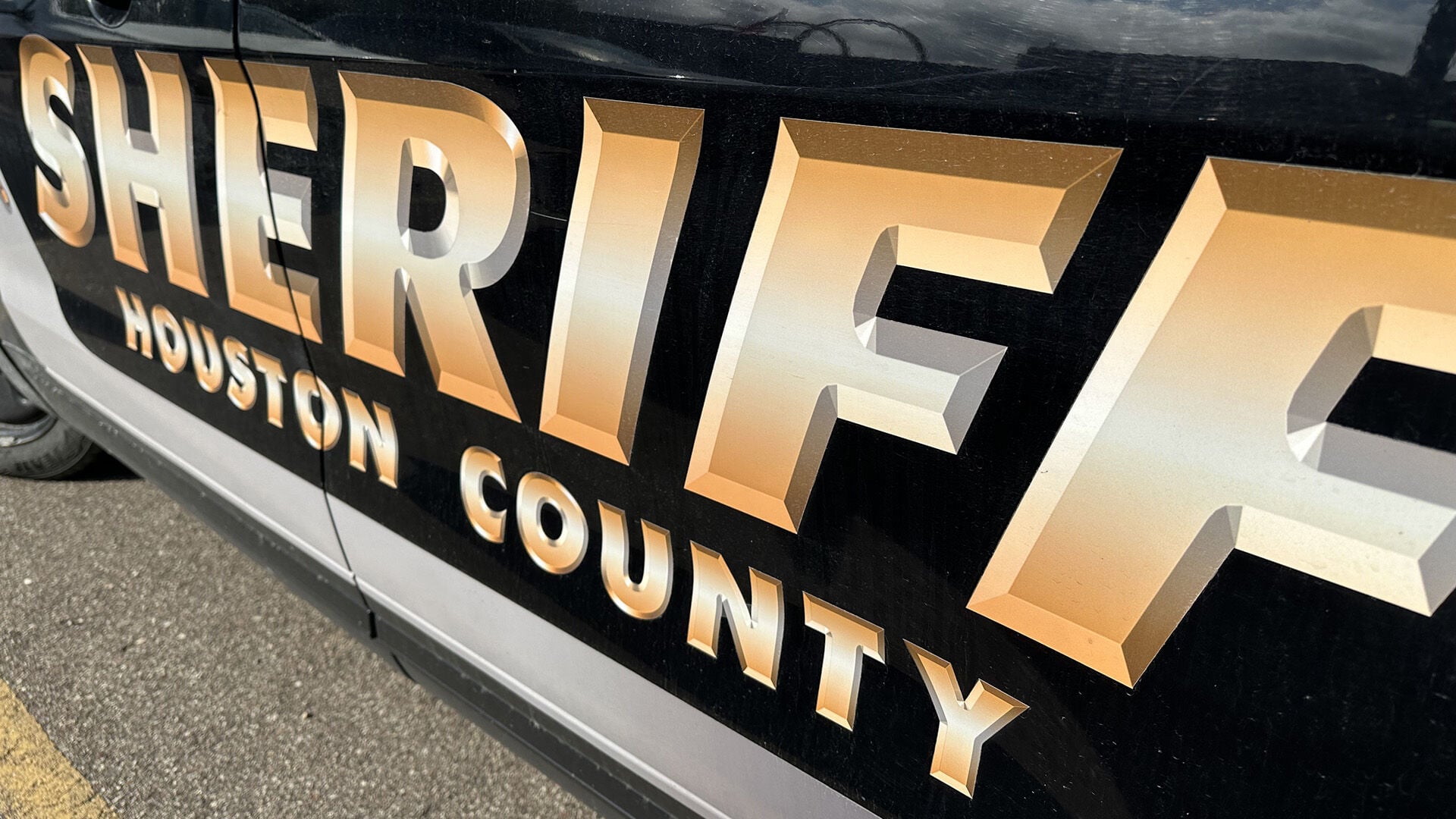 Two Caledonia people arrested on drug charges | News | wxow.com