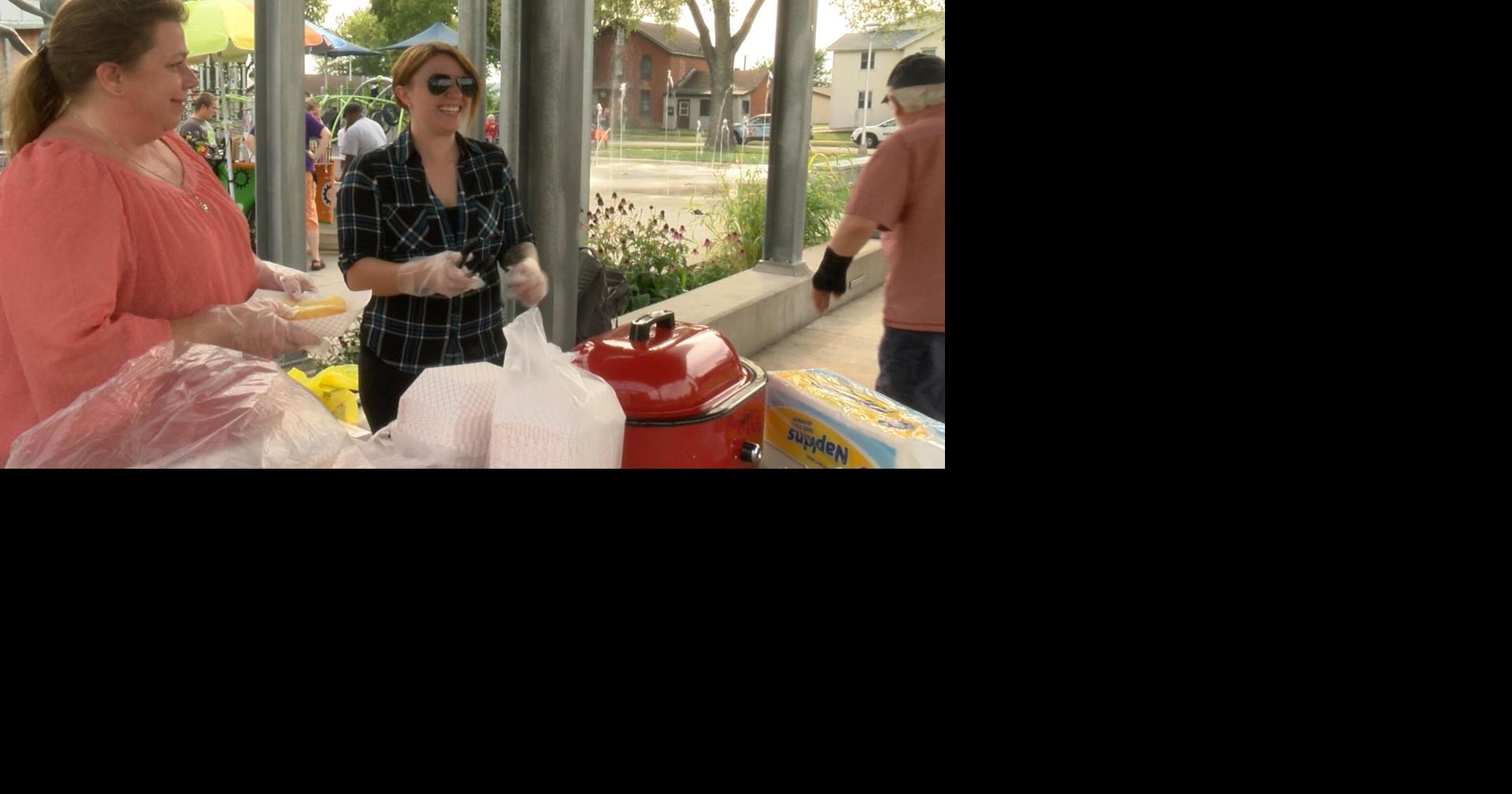 A night of neighborhood fun at Poage Park | News | wxow.com