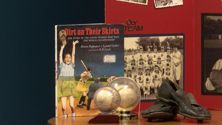 1950's Women's Baseball League pitcher visits La Crosse for community ...
