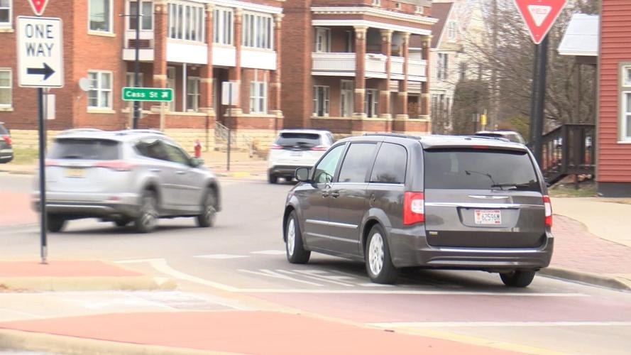 Wisconsin ranks high in number of roundabouts | News | wxow.com