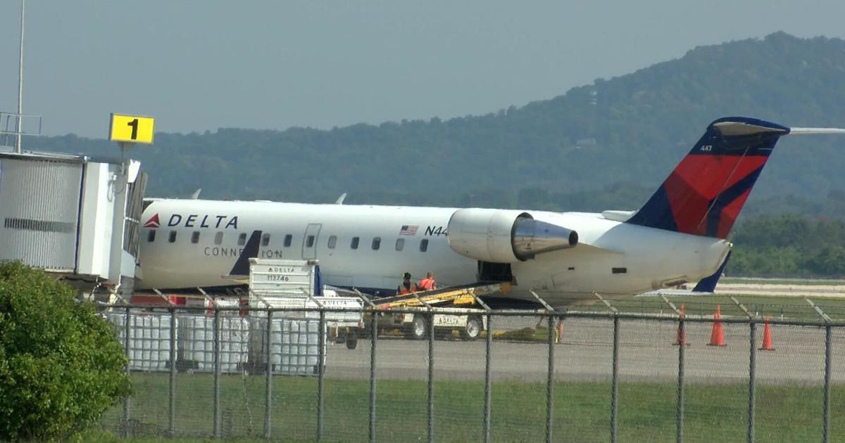 UPDATE: Possible pressurization issue diverts Minneapolis bound Delta ... UPDATE: Possible pressurization issue diverts Minneapolis bound Delta ...