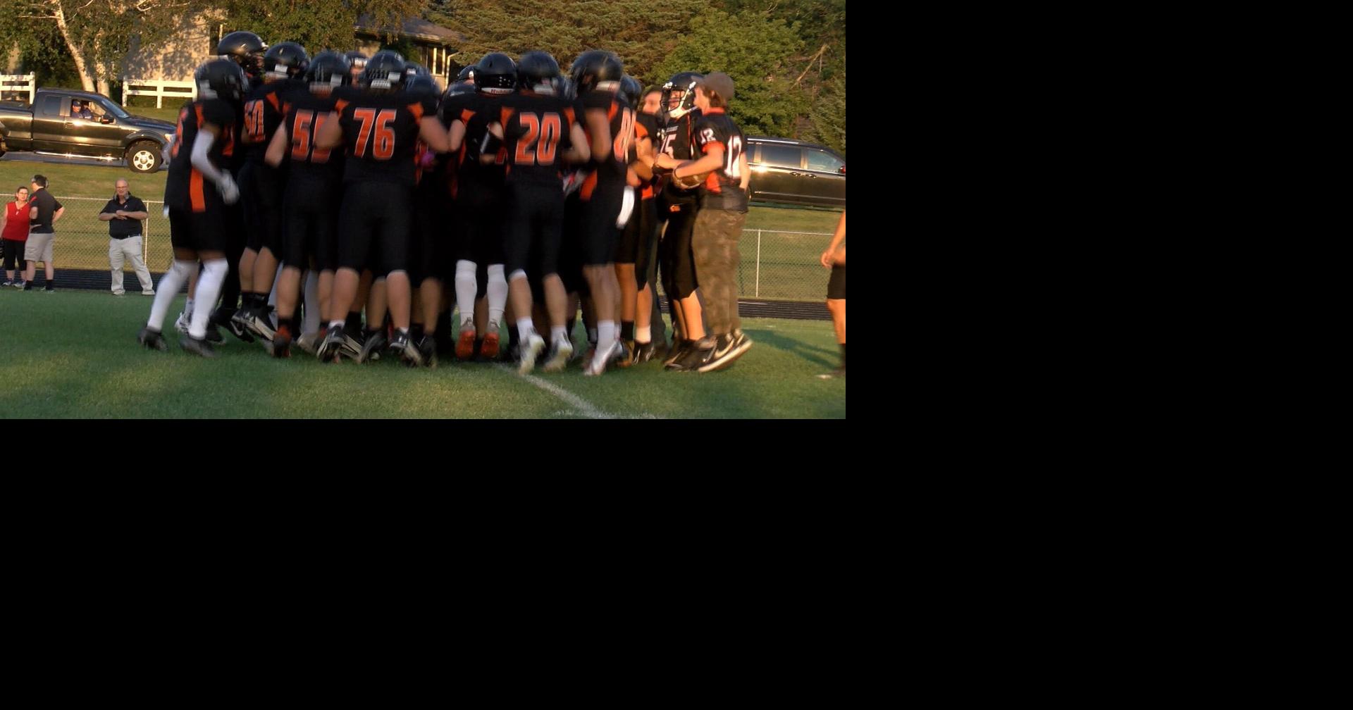 The Blackhawks take on Arcadia at their home field | Sports | wxow.com