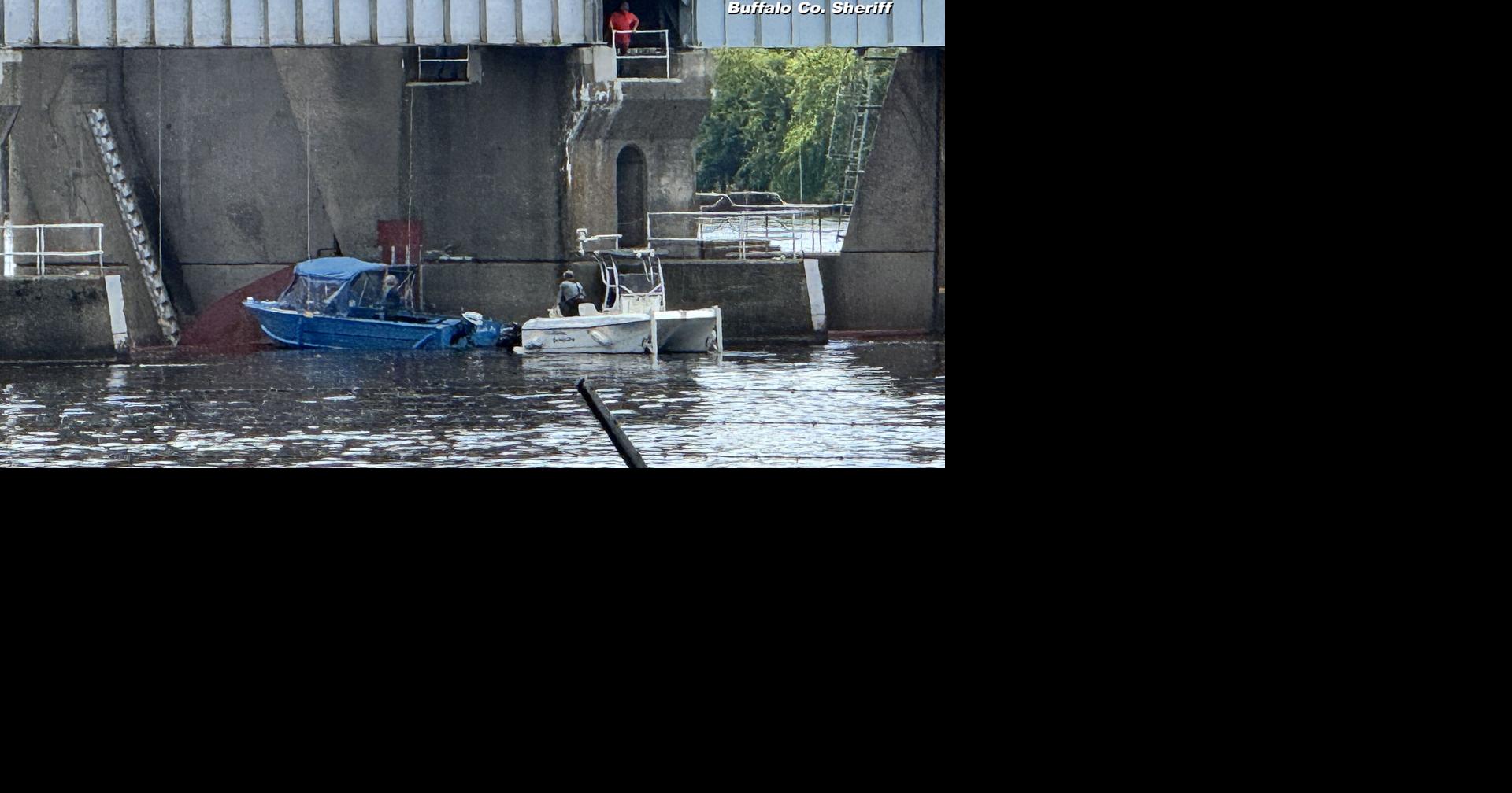 Man rescued after boat hits Lock and Dam 4 in Alma | News | wxow.com