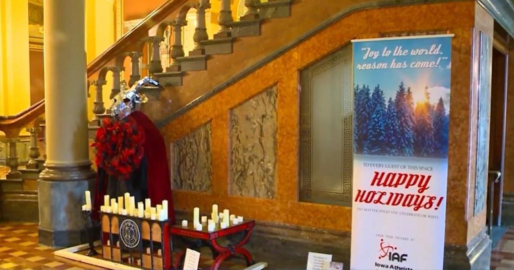 Mississippi man charged with vandalizing Satanic Temple of Iowa display ...