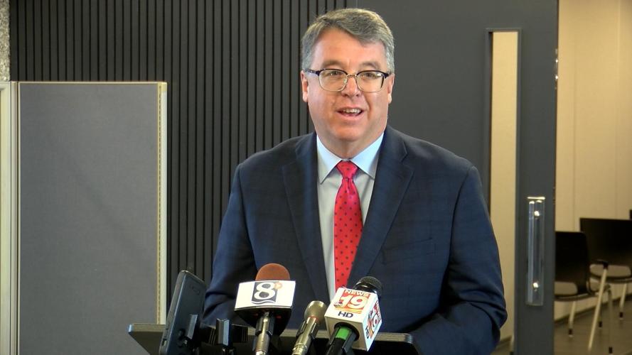 Pfaff critical of opponent Van Orden's comments at prayer breakfast ...