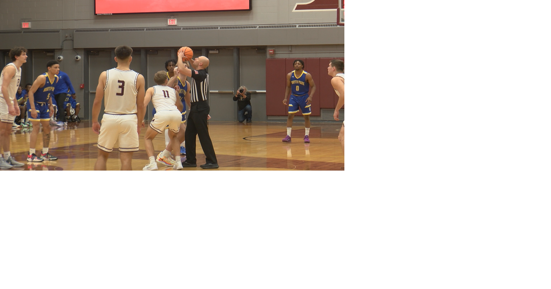UWL men win home opener over North Park 91-62 | Sports | wxow.com