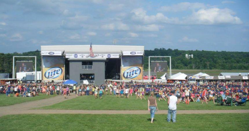 Looking Ahead: Country Fest announces 2021 lineup | News | wxow.com