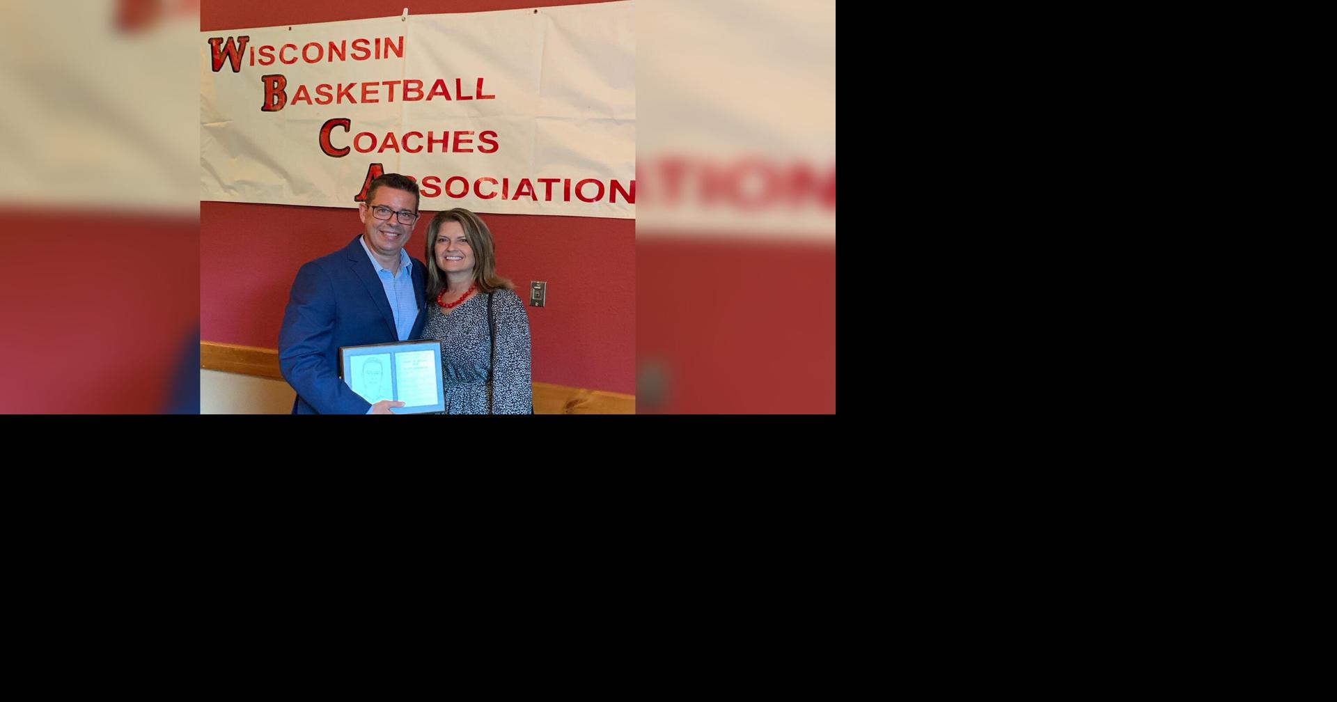 Scott Emerich Receives Tribute Award | News | wxow.com