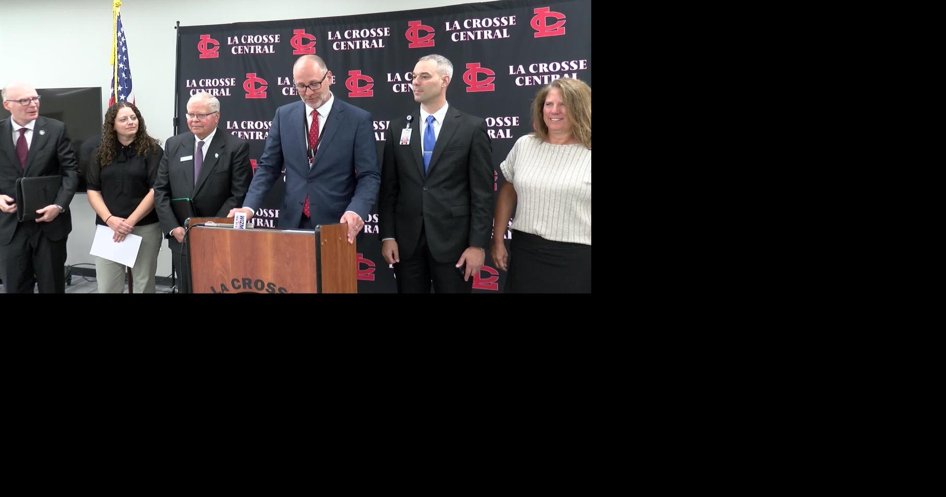 Wisconsin education leaders rally around FAFSA awareness | News | wxow.com