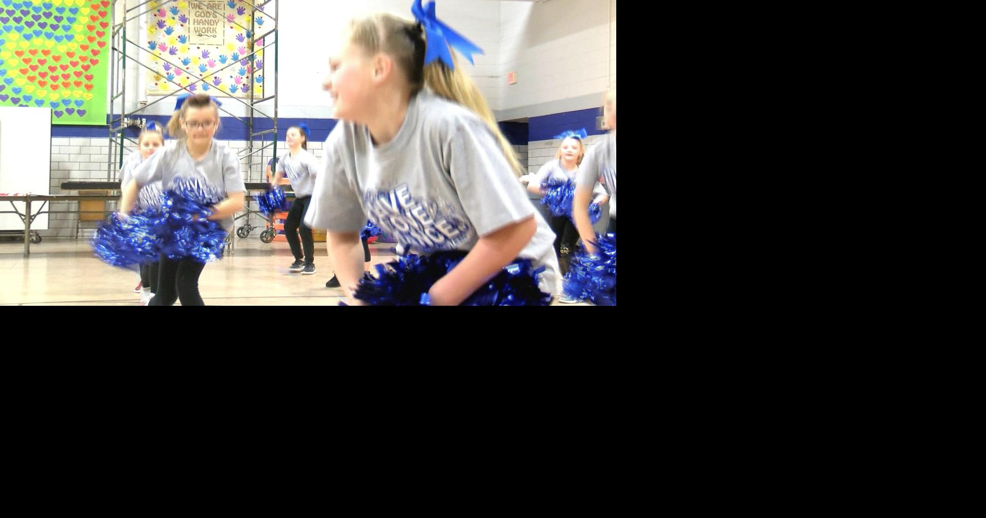 Big fun for new elementary dance team | News | wxow.com