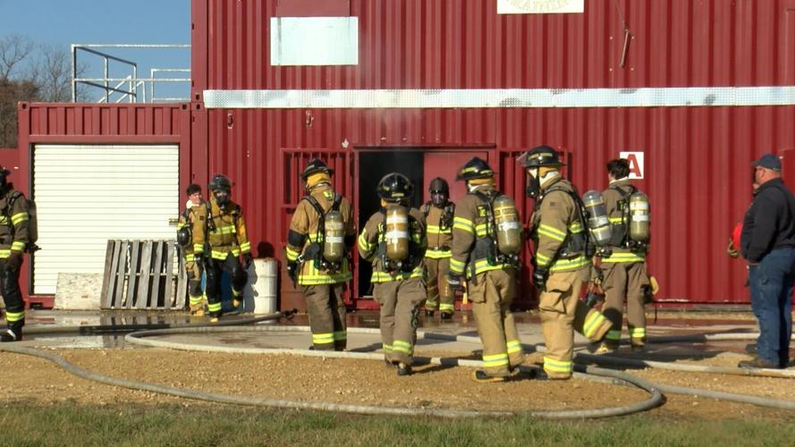 High School Students get hands on firefighter experience | News | wxow.com