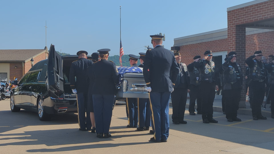 82 years later: Sgt. Hohlfeld laid to rest in La Crosse | News | wxow.com