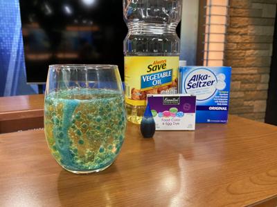 can you put food coloring in a lava lamp