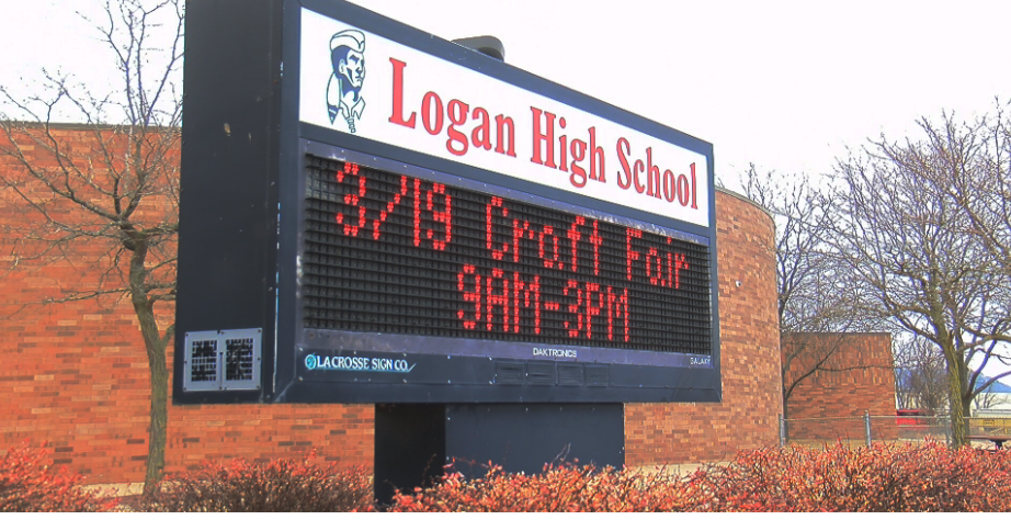 Logan High hosts Spring Craft Show | News | wxow.com