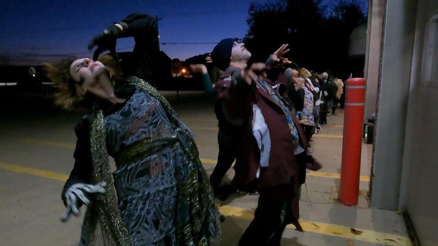 Zombie dancing troupe puts the final touches on their Thriller ...