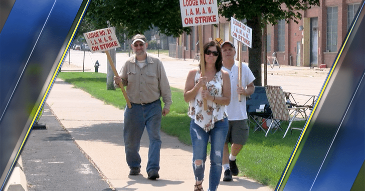 Trane employees strike for better working conditions | News | wxow.com