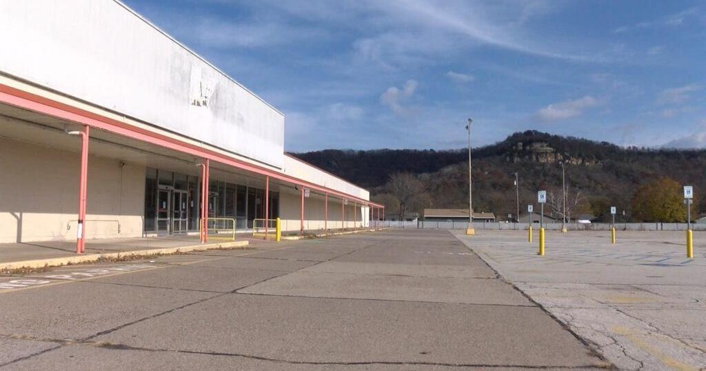 Plans call for former KMart building to be demolished | News | wxow.com