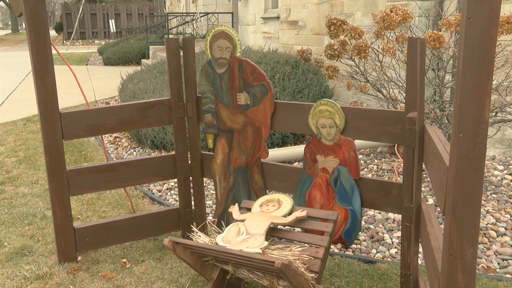 A simple display capturing the essence of Christmas | News | wxow.com