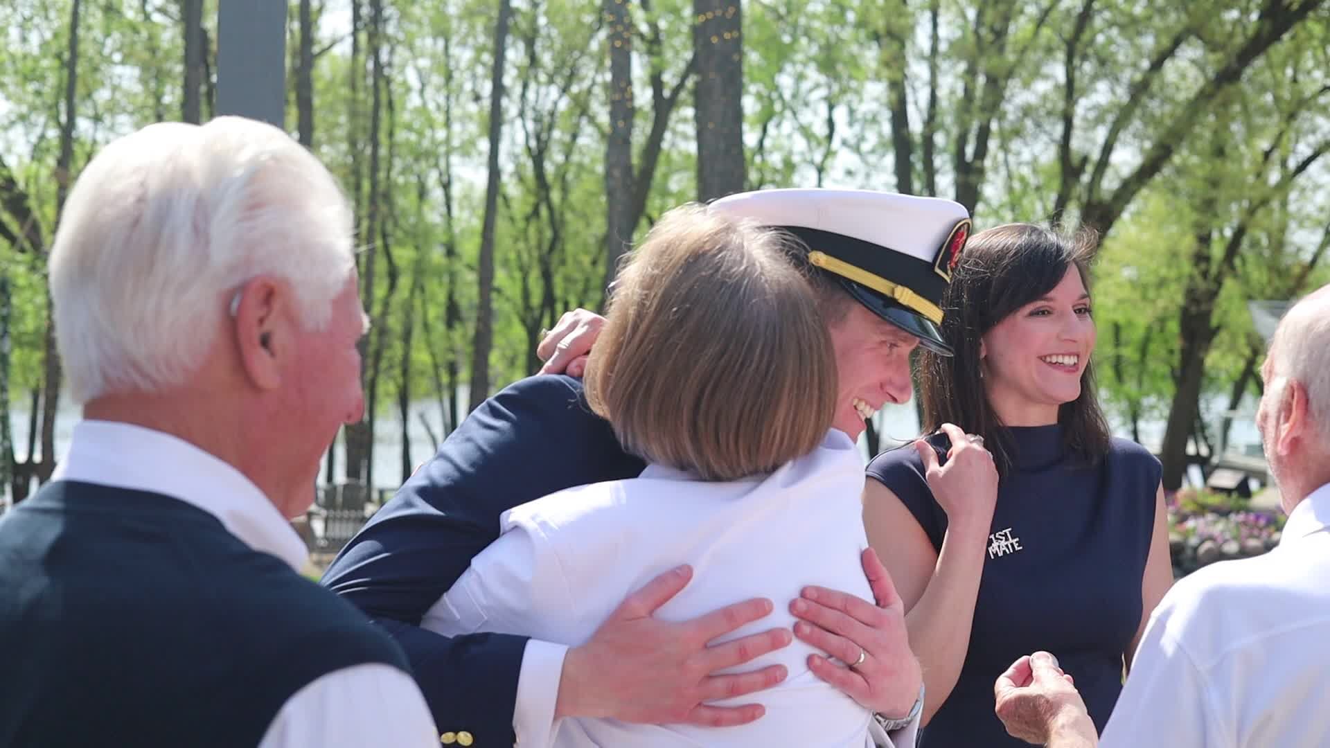 Riverfest 2025 Commodore and First Mate announced: WXOW's own Dustin ...