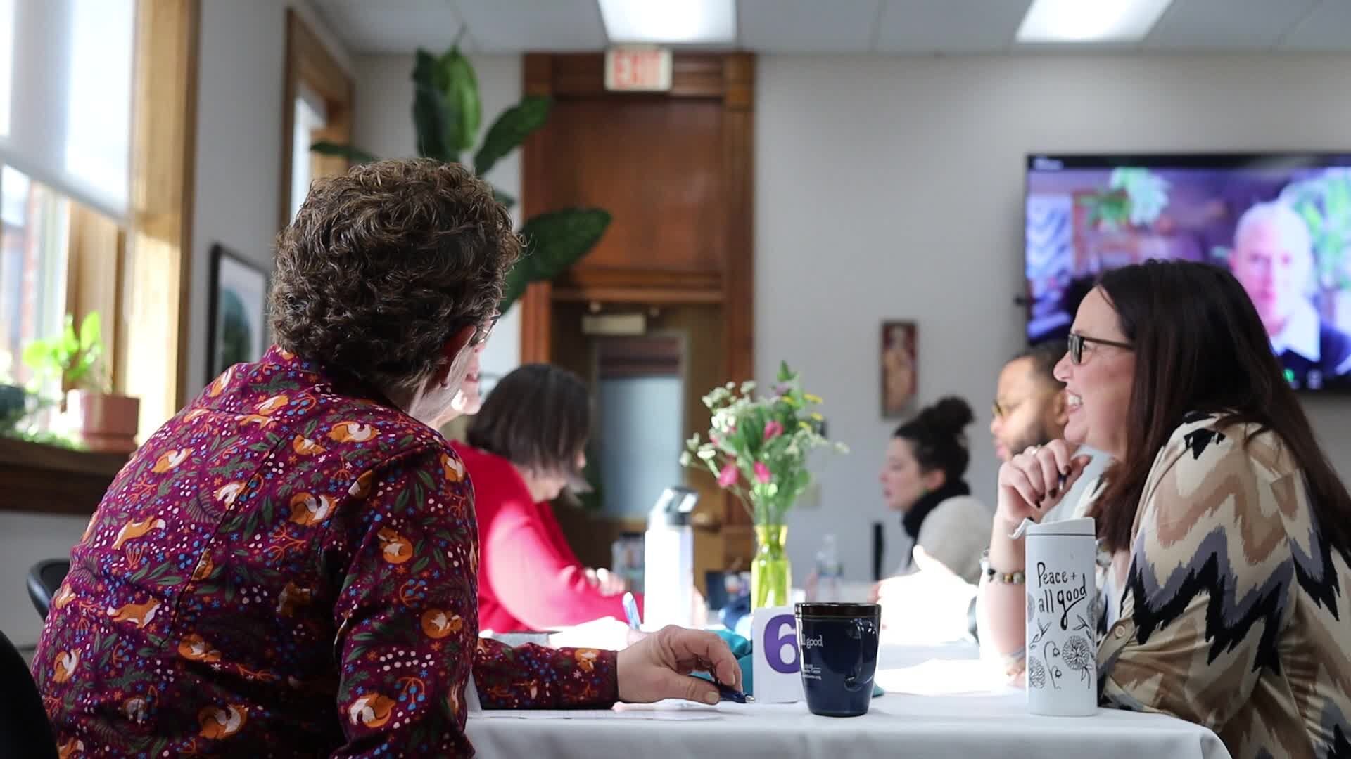 Speed dating events helps connect area nonprofits | News | wxow.com